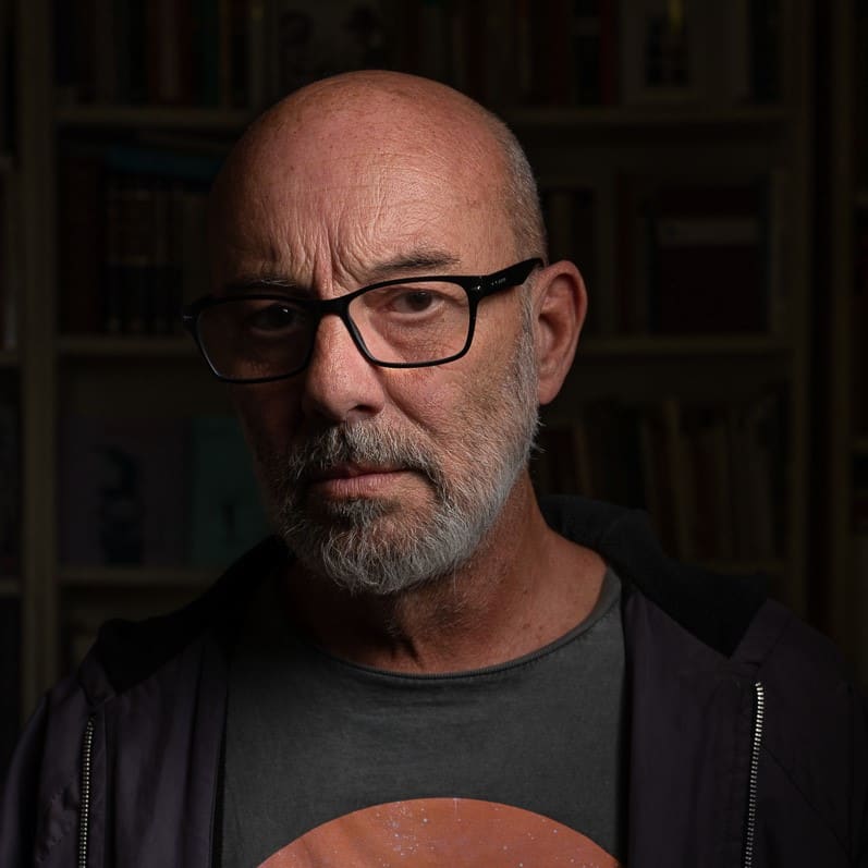 Table Ronde Littéraire avec Lucía Puenzo, Sergio Bizzio et Álvaro ...